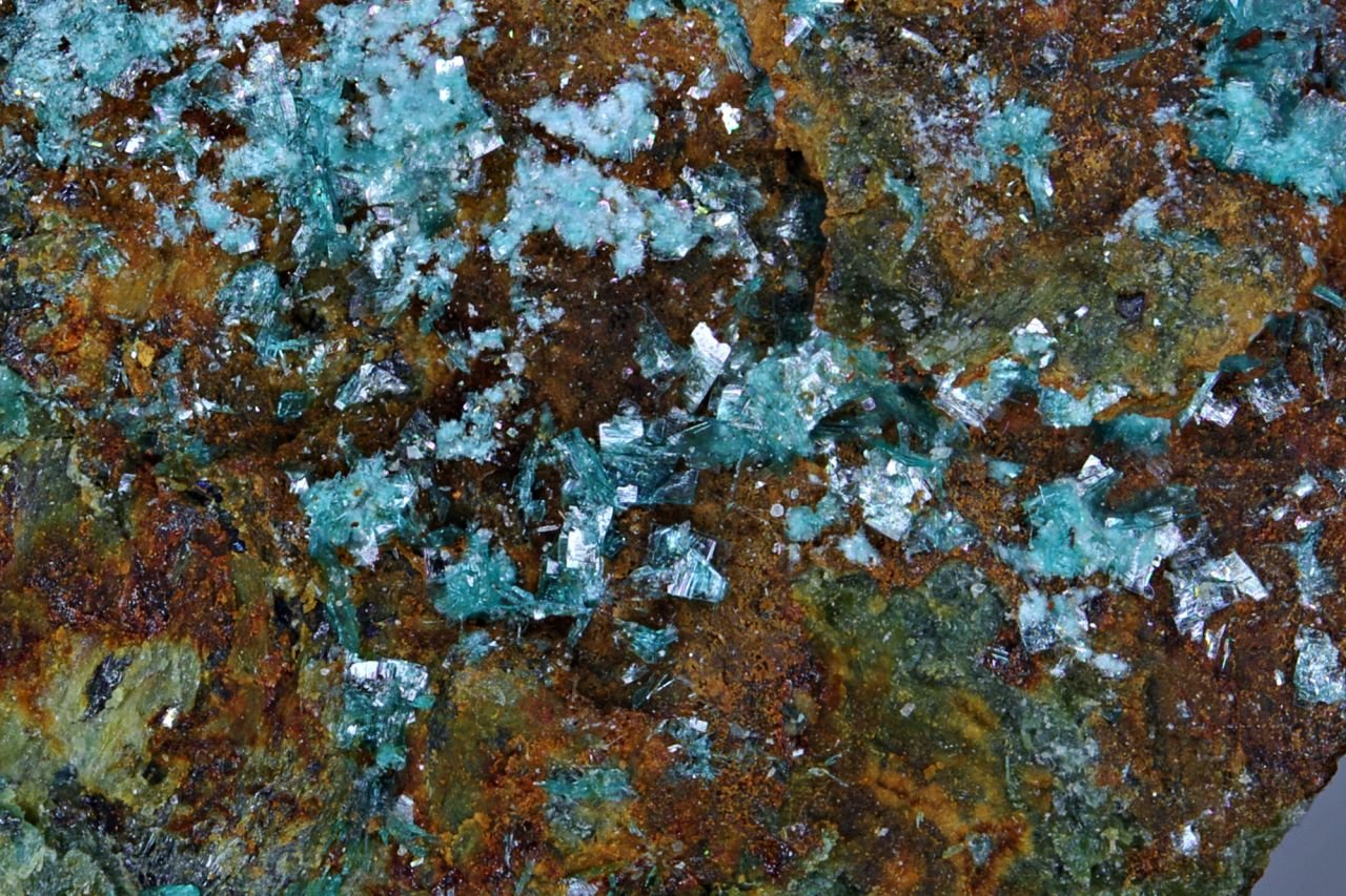 The Pebble Collection – Steve Sorrell's Mineral Collection